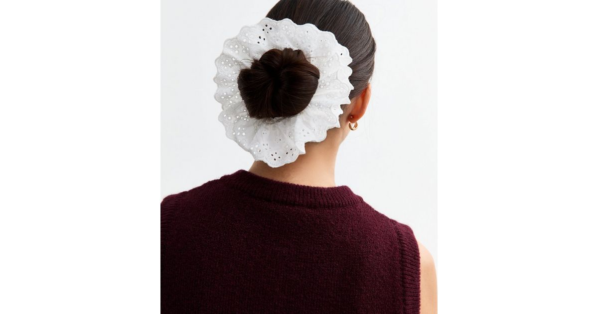 White Broderie Anglaise Frill Scrunchie | New Look