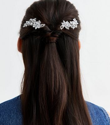 Pack of Two Silver Diamante Flower Hair Slides New Look