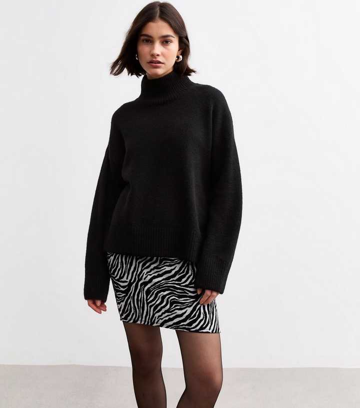 Black Zebra Jacquard Mini Skirt | New Look