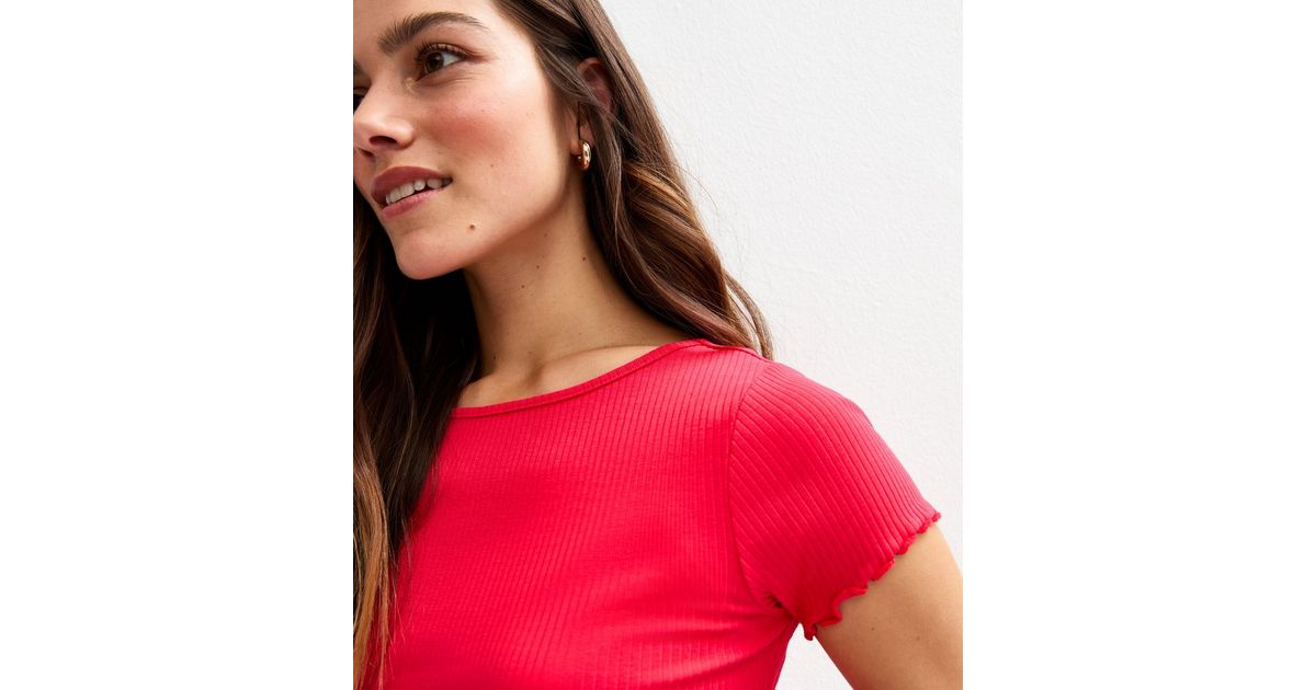 Petite Red Ribbed Lettuce Trim Short Sleeve Tee | New Look