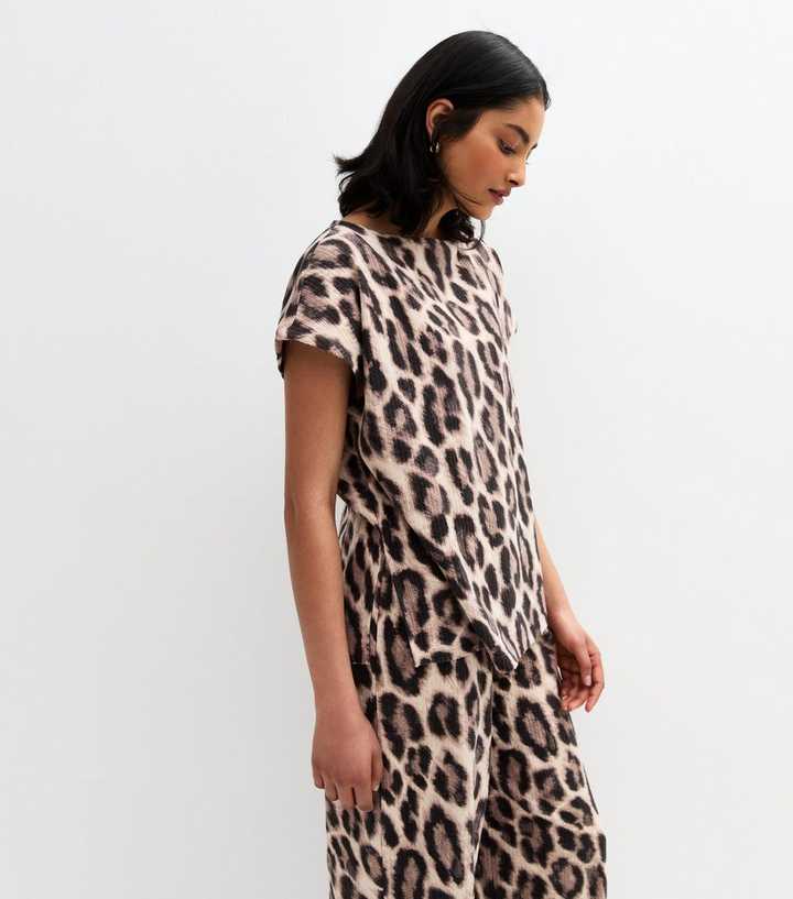 Brown Leopard Print Textured Slit Hem Top | New Look