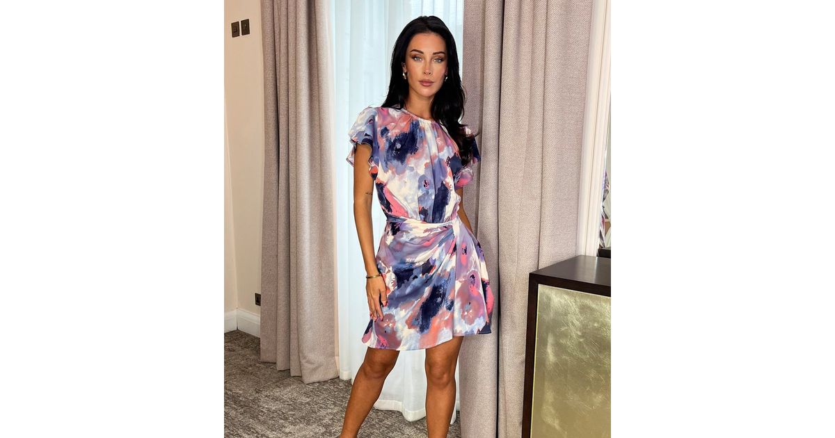 AX Paris Purple Smudge Print Flutter Sleeve Mini Dress | New Look
