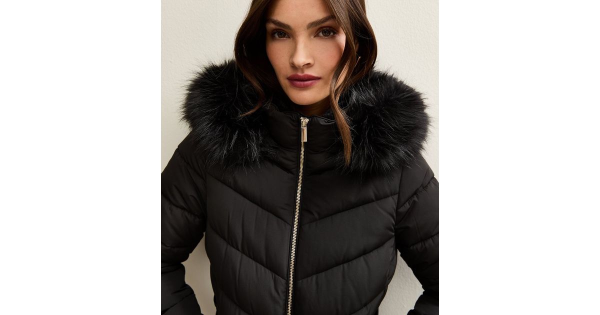 Tall Black Hooded Tiered Puffer Jacket | New Look