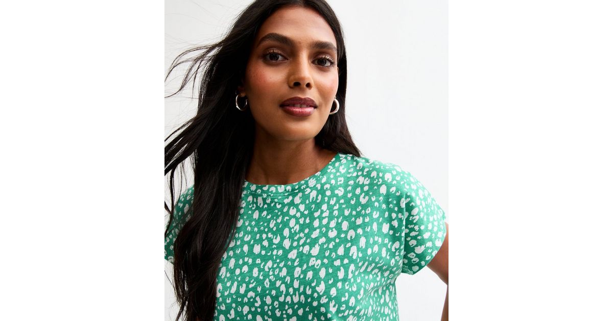 Green Abstract Print T-Shirt | New Look
