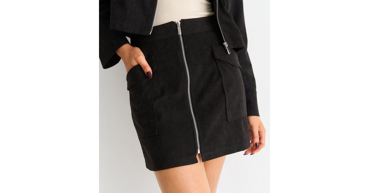 Gini London Black Corduroy Zip Up Mini Skirt | New Look