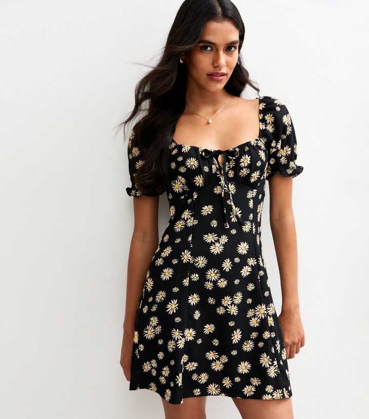 Black Textured Daisy Print Milkmaid Mini Dress | New Look