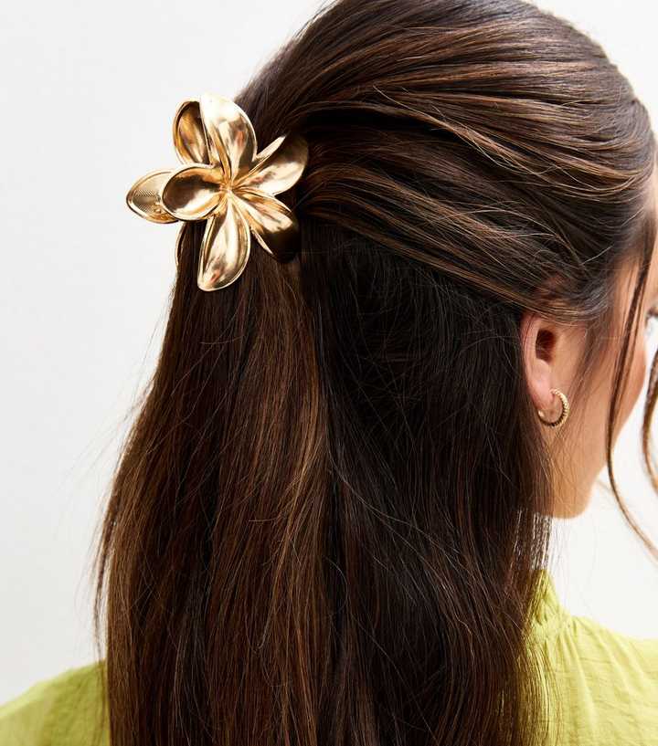Gold Tone Metal Flower Hair Clip | New Look