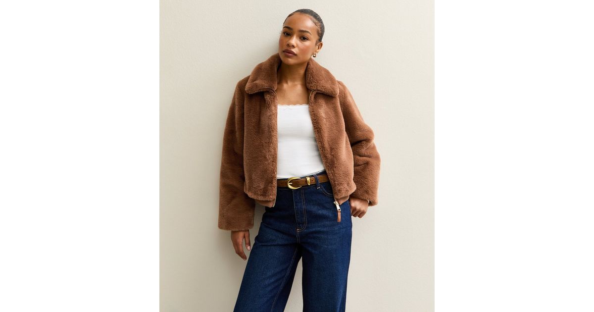 Petite Tan Faux Fur Jacket | New Look