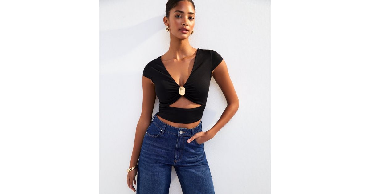 Black Gold Ring Detail V Neck Crop Top | New Look