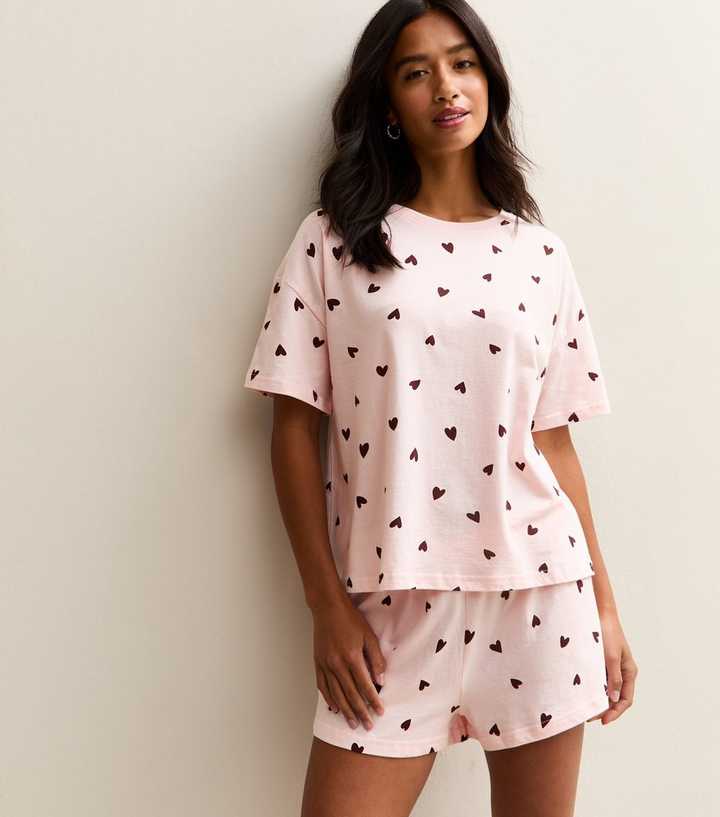 Petite Pink Heart Print Top and Shorts Pyjama Set | New Look