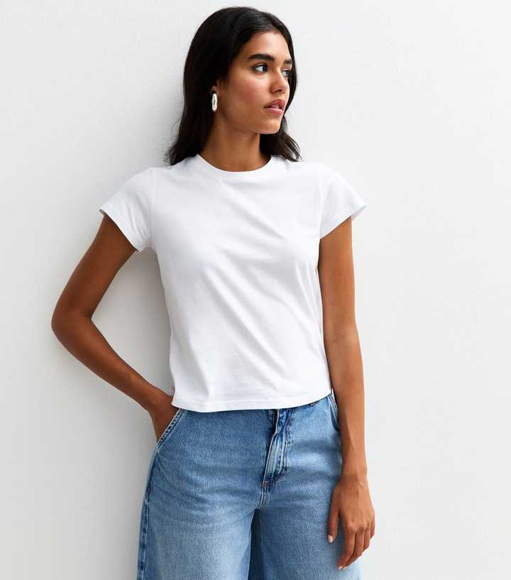 White Crew Neck Relaxed Fit T-Shirt | New Look