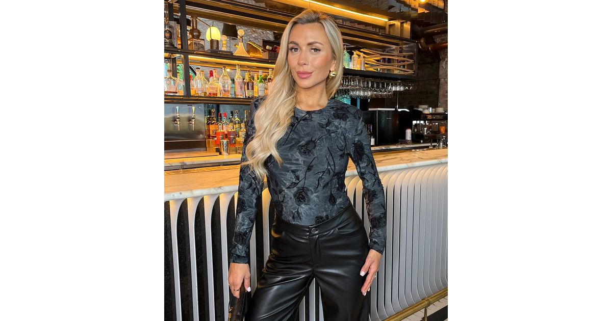 AX Paris Black Rose Velour Bodysuit | New Look