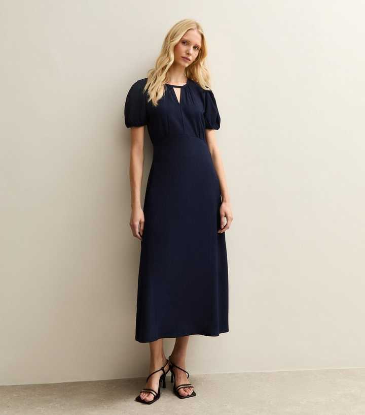 Navy Keyhole Short Sleeve Midi Dress | New Look