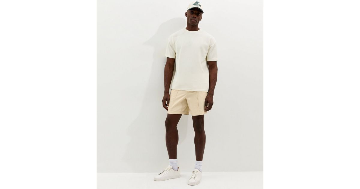Off White Regular Cotton Pin Tuck Shorts | New Look