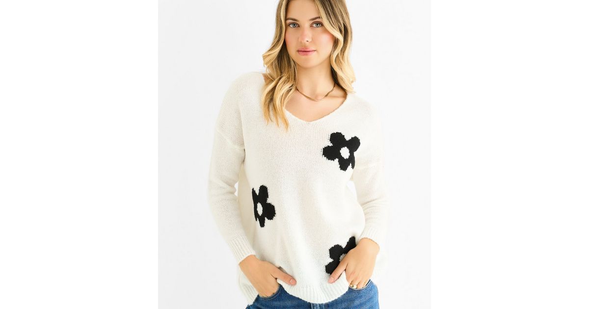 Gini London White Flower Pattern Knit Jumper | New Look