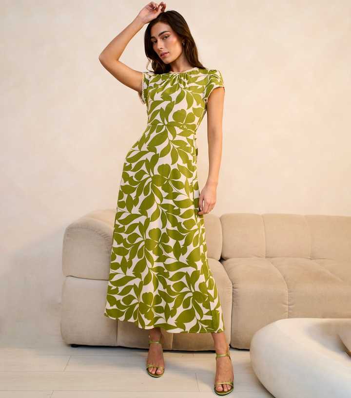 Gini London Light Green Elasticated Waist Maxi Dress | New Look